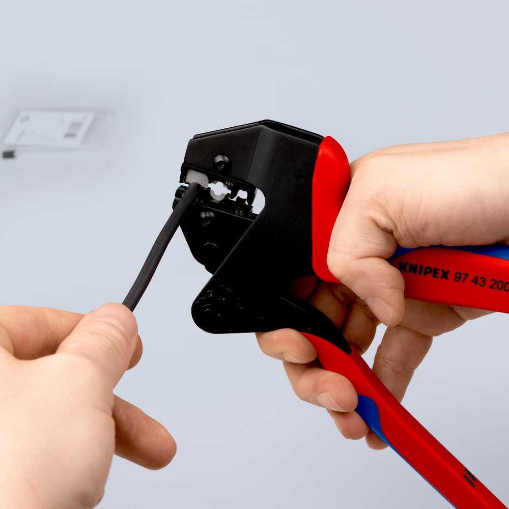 Crimp System Pliers For exchangeable crimping dies | KNIPEX