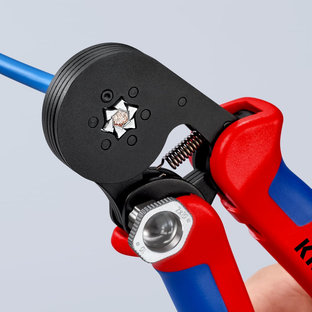 Self-Adjusting Crimping Pliers for wire ferrules With lateral access ...