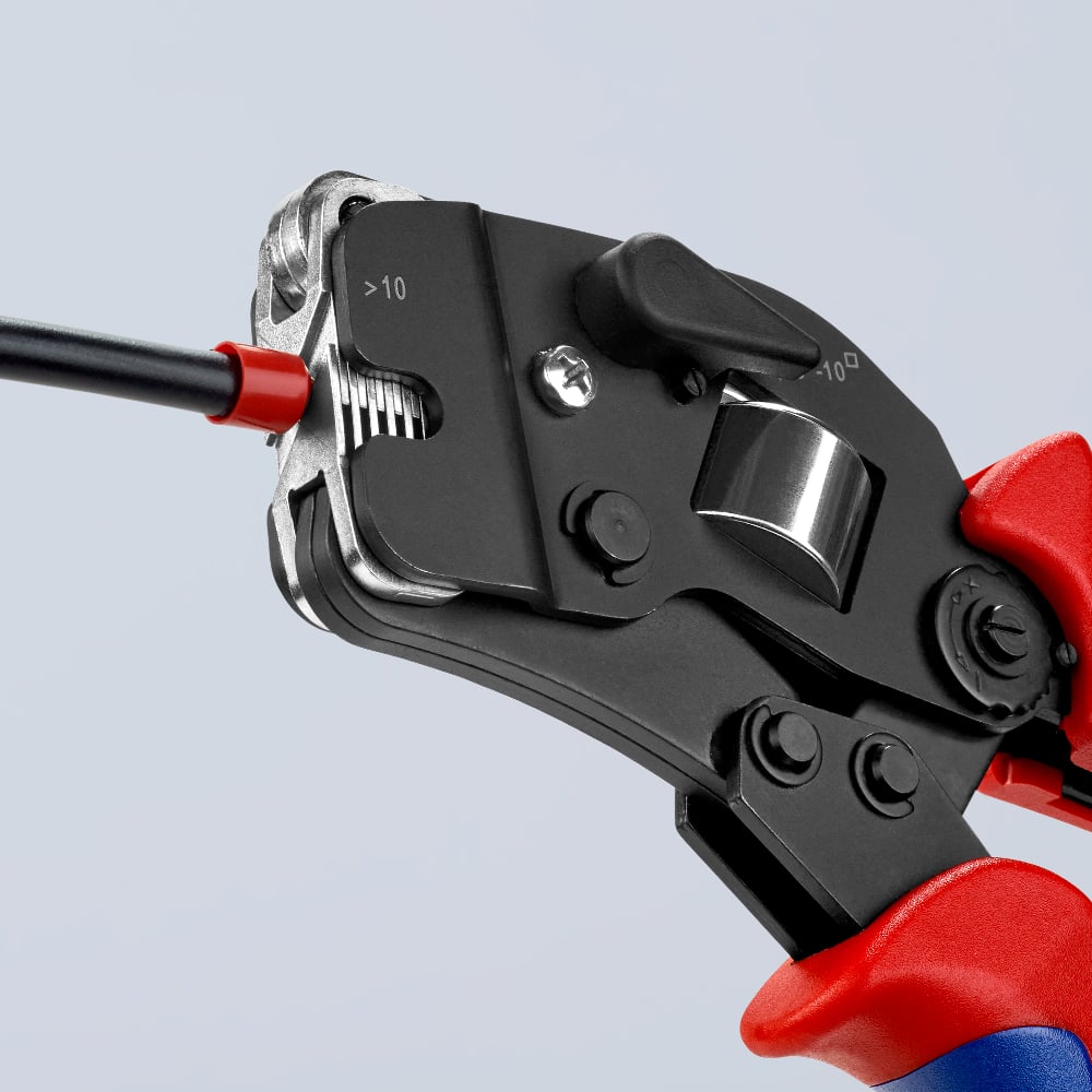 Self-Adjusting Crimping Pliers for wire ferrules With front loading ...