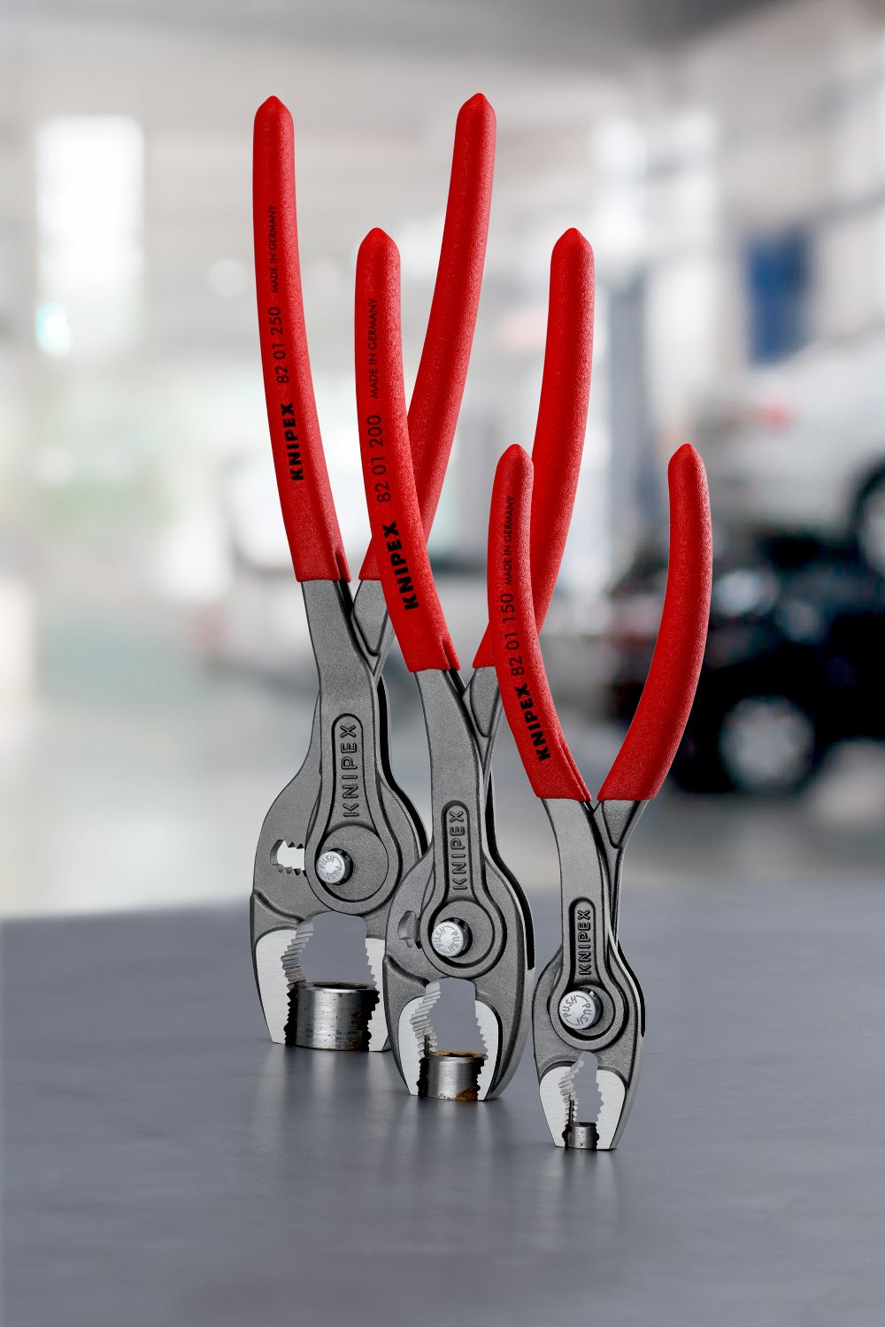 KNIPEX TwinGrip Front and side gripping plier | KNIPEX