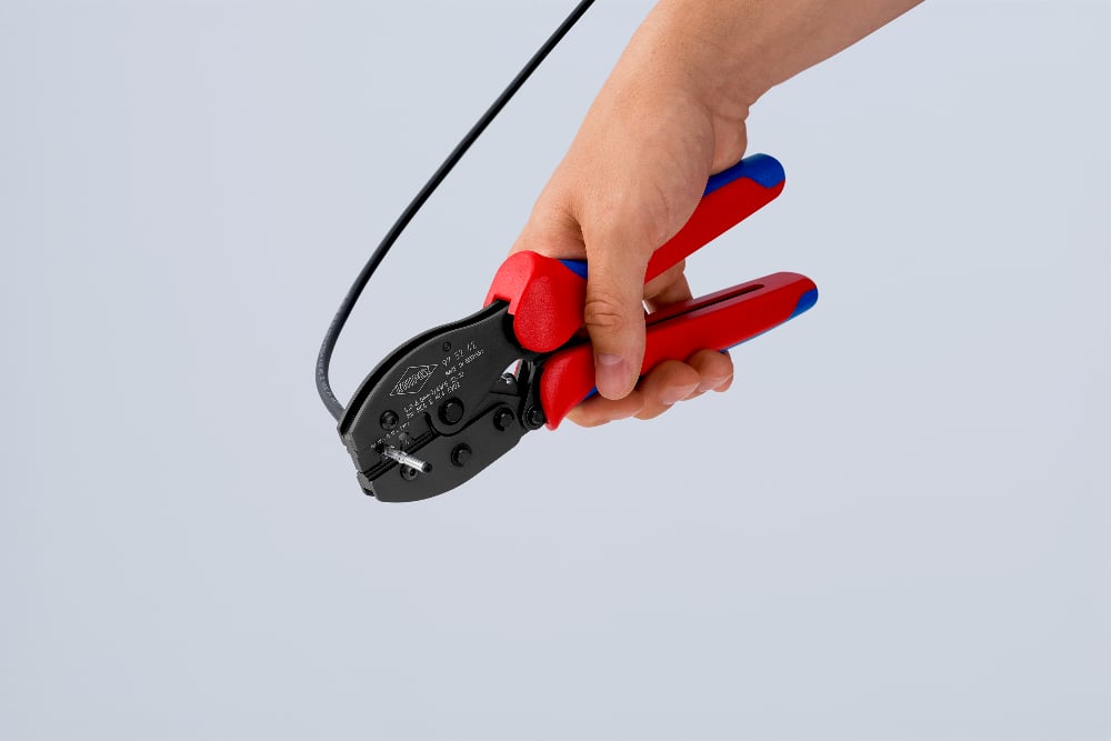 KNIPEX PreciForce® Crimping pliers for MC4®/MC4® EVO 2 connectors | KNIPEX
