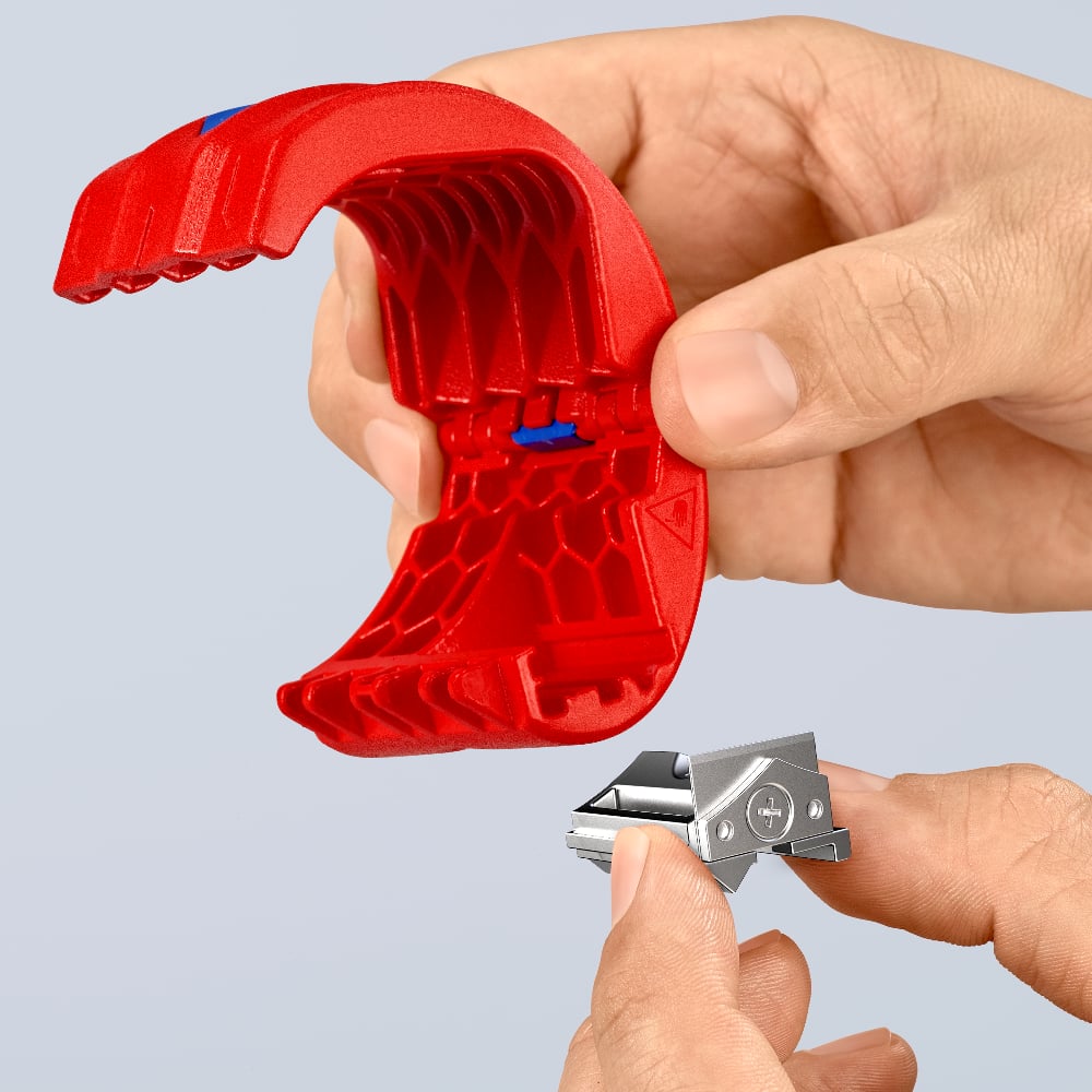KNIPEX BiX® Cutter for plastic pipes and sealing sleeves | KNIPEX