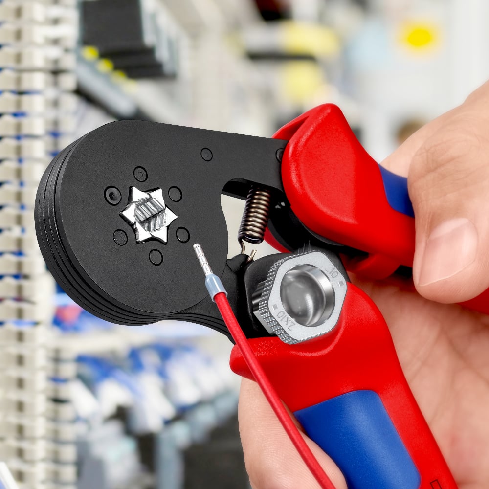 Self-Adjusting Crimping Pliers for wire ferrules With lateral access ...