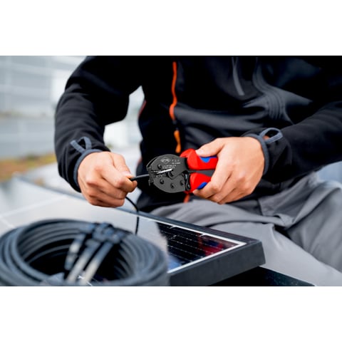 KNIPEX PreciForce® Crimping pliers for MC4®/MC4® EVO 2 connectors | KNIPEX